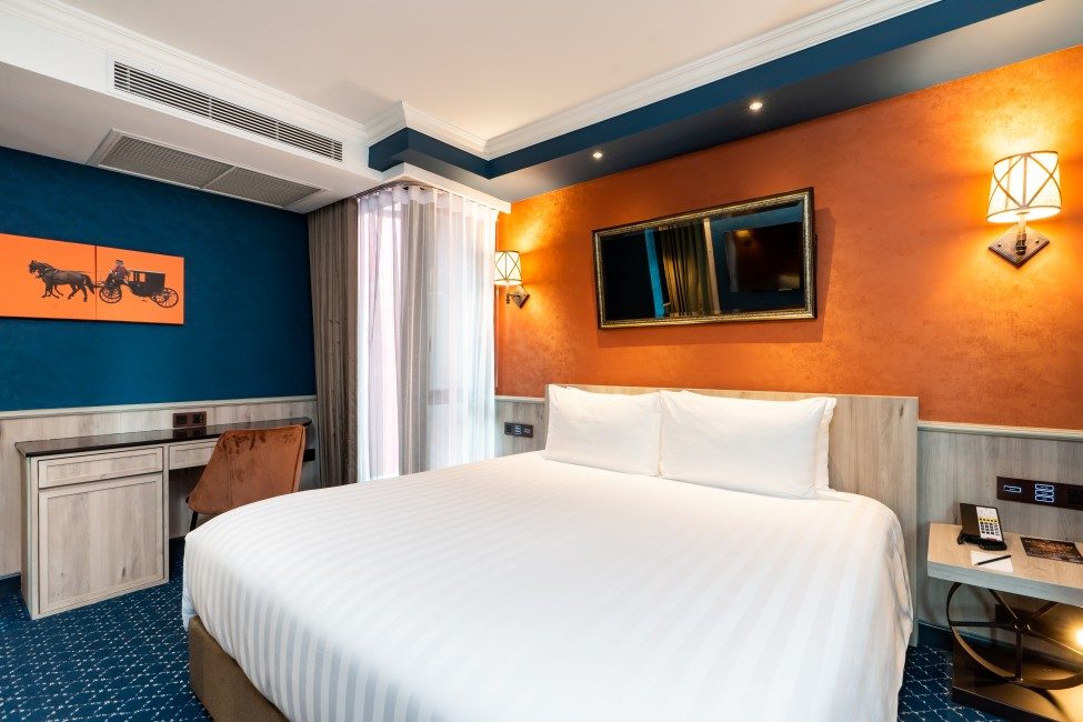 Saloon Coach - The Coach Boutique Hotel Sukhumvit 14